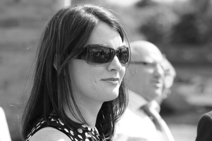 vicki-holmes - Neotists